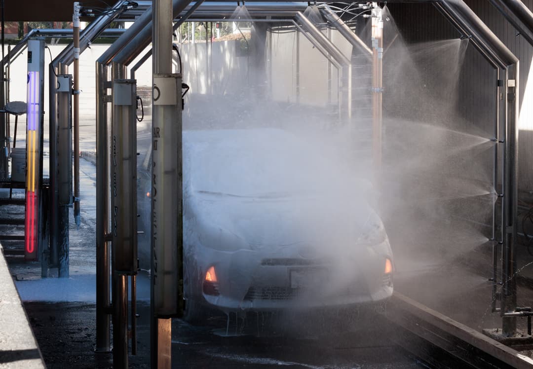 Optimizing Car Wash Performance with Advanced Hydraulic Equipment
